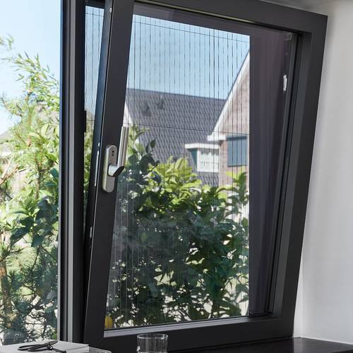 Rolhor op maat - rolhor dakraam - luxaflex.nl